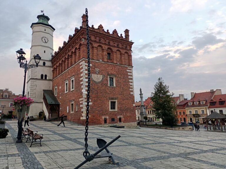 Sandomierz – gotowy plan zwiedzania 21 atrakcji. Połaźmy po Sandomierzu!